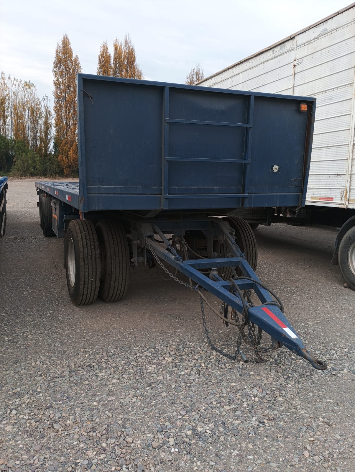 Remolque Marca Goren 3 ejes Año 2000 – Chile Camiones